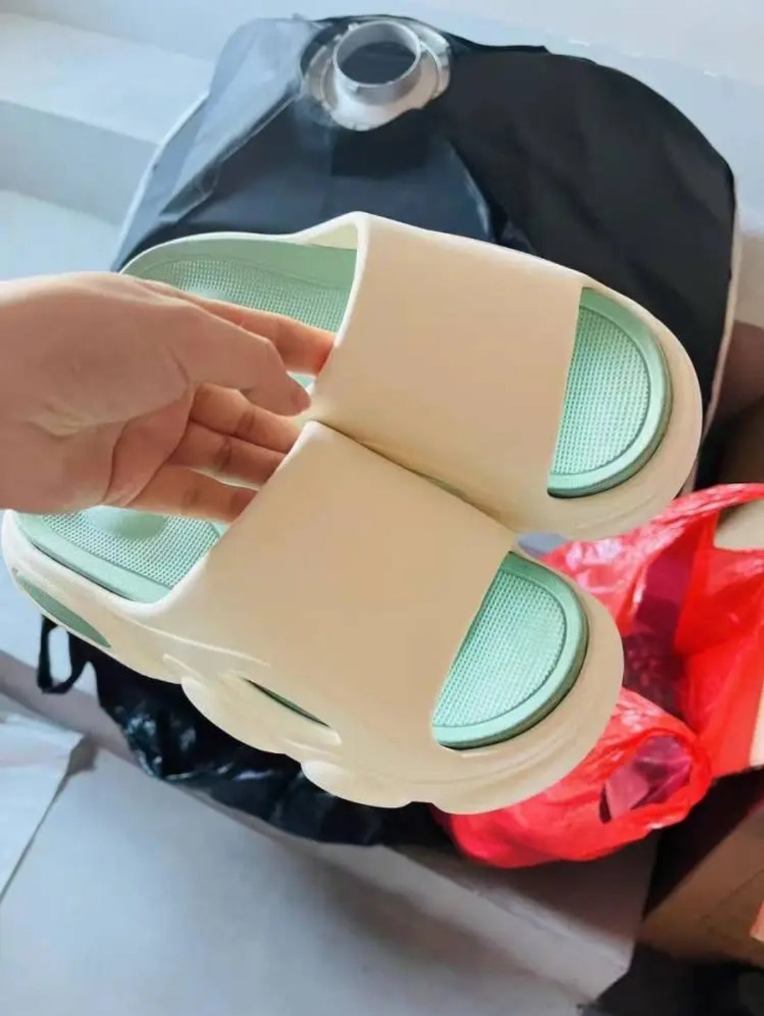 AirCloud™ - Thick Flexi Sole Slippers – Air Gummy™